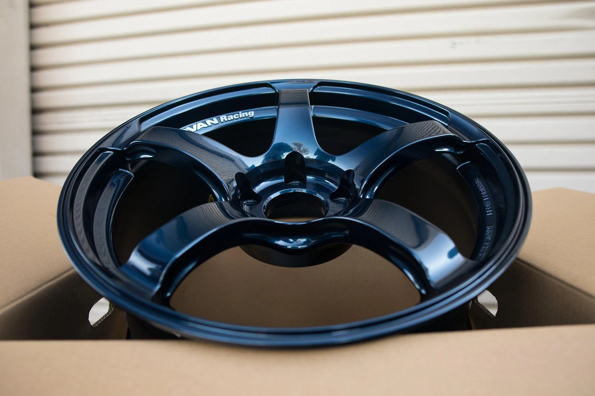 ADVAN TC4 18X9.5 +38 5X120 RACING INDIGO BLUE | 2016+ Honda Civic Forum ...