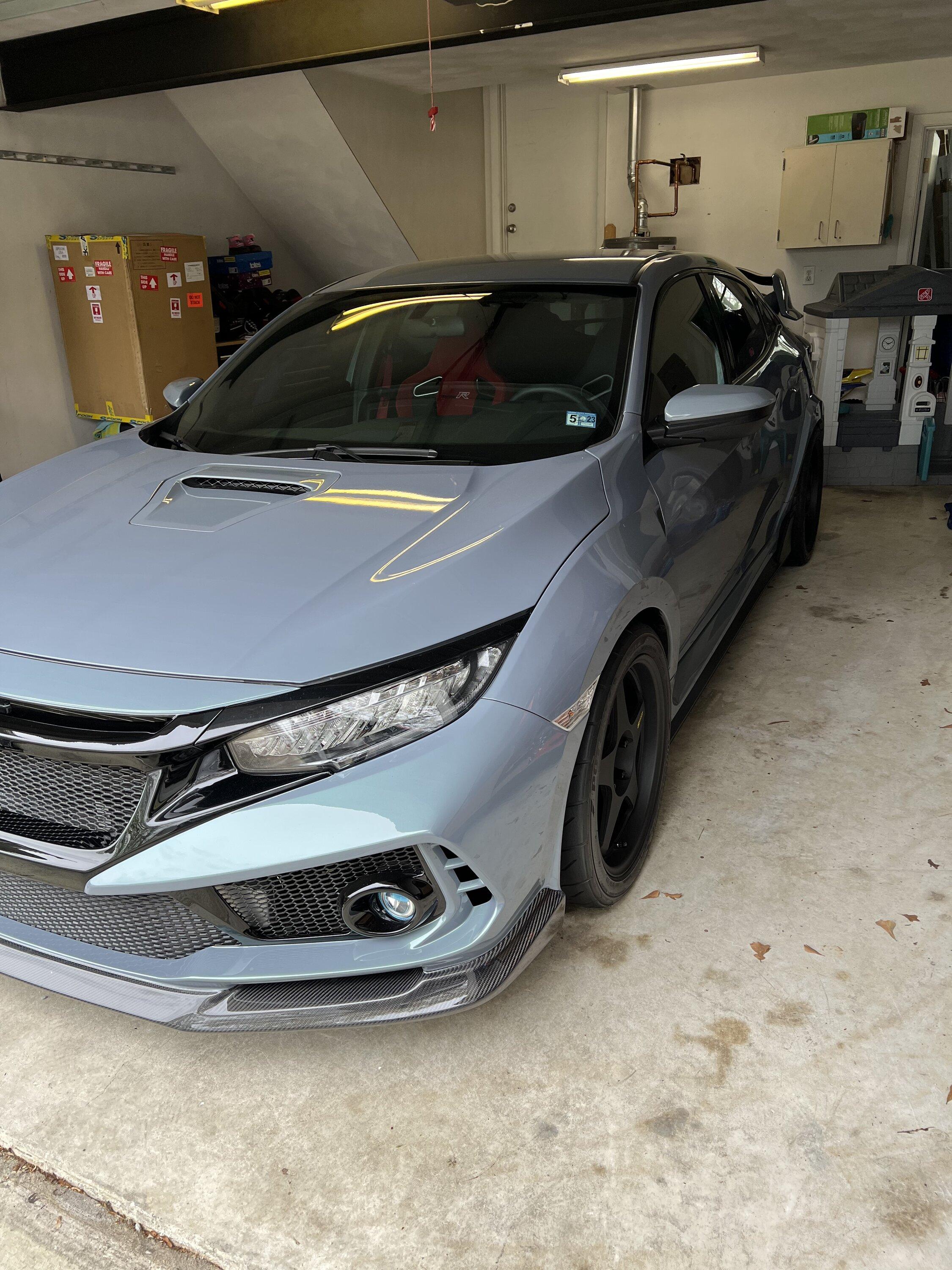 Virginia - Spoon Sports bumper and carbon bucket seats | 2016+ Honda ...