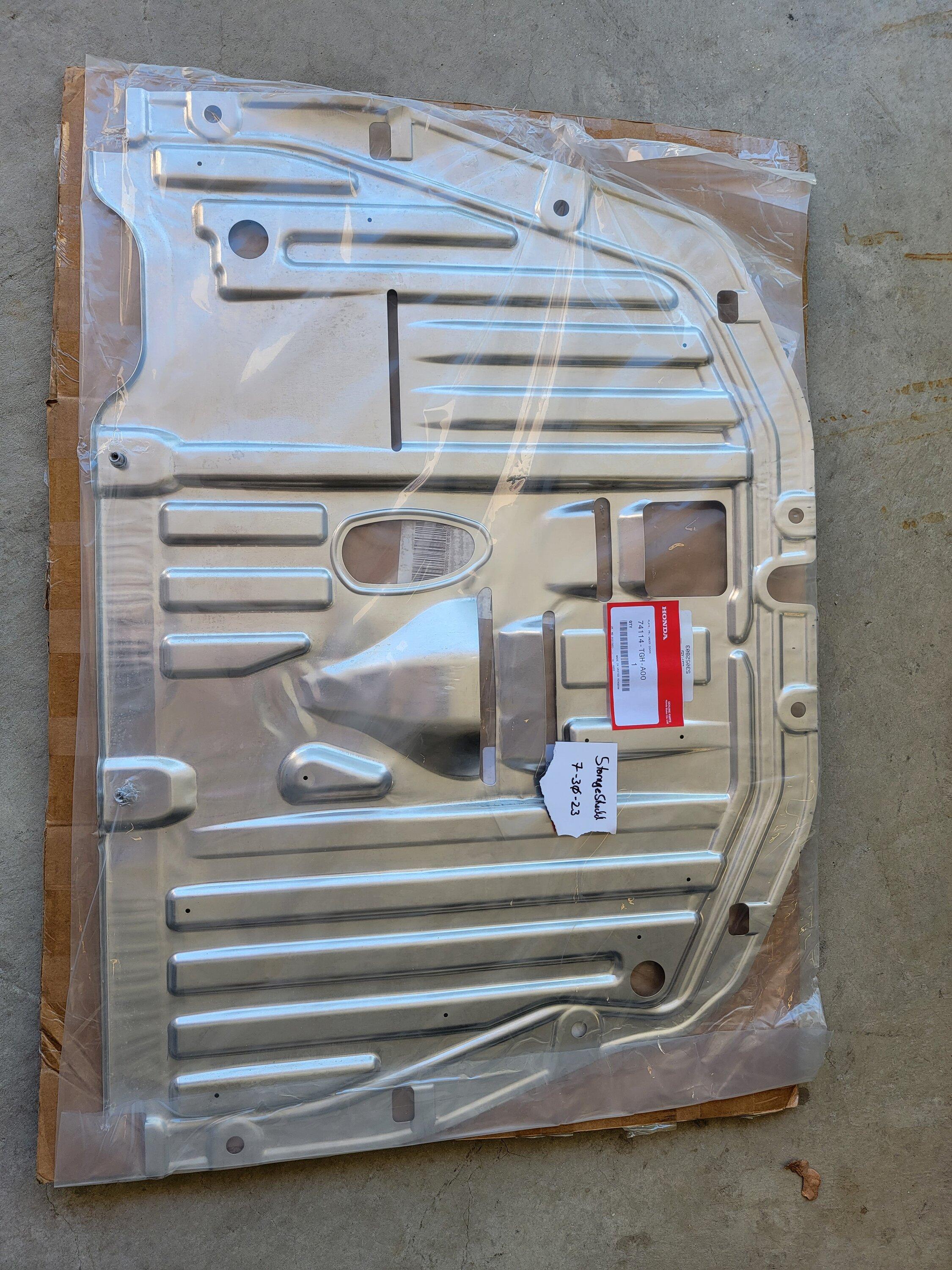 Nevada - Plate, Front Cover (Lower) - Honda (74114-TGH-A00) | 2016 ...