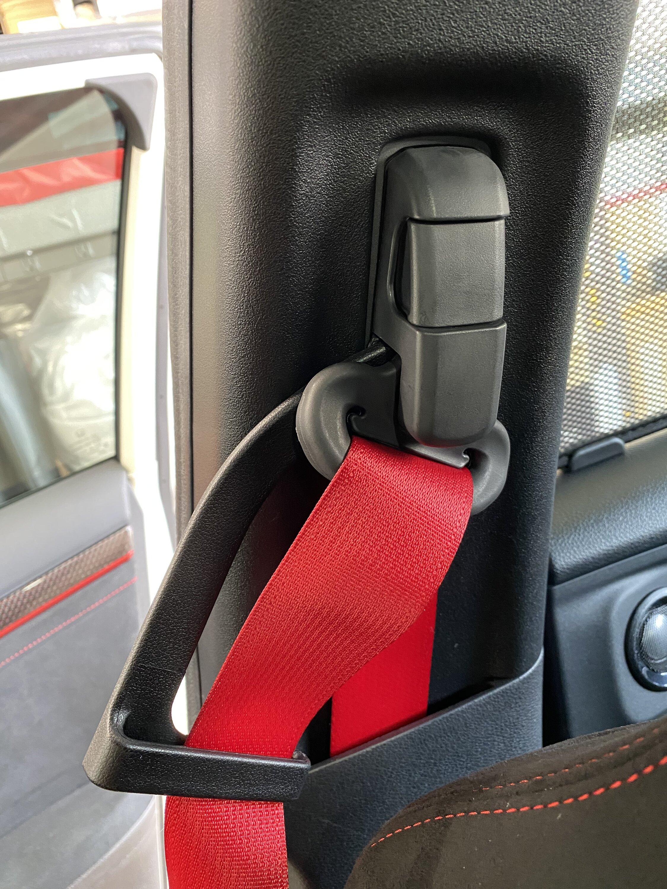 (DIY) OEM Plastic Seat Belt Guides | 2016+ Honda Civic Forum (10th Gen ...