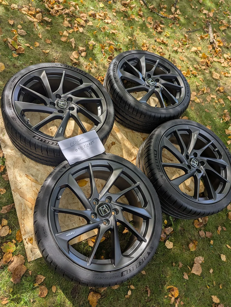 Canada - Ontario - 10th gen Civic HFP wheel & Pilot Sport 4S tires ...