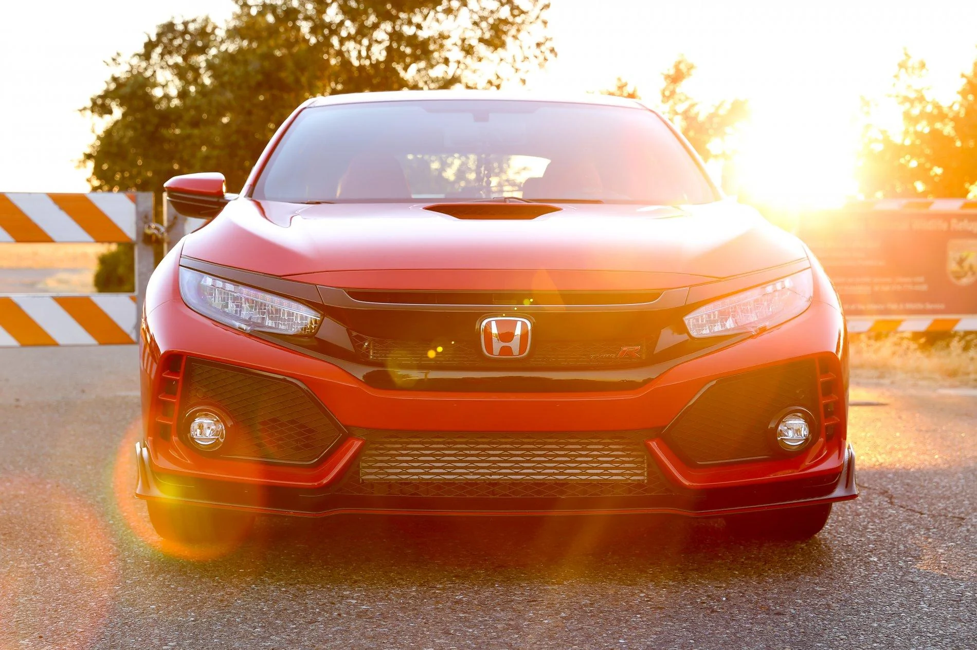 Official Rallye Red Type R Picture Thread | 2016+ Honda Civic Forum ...