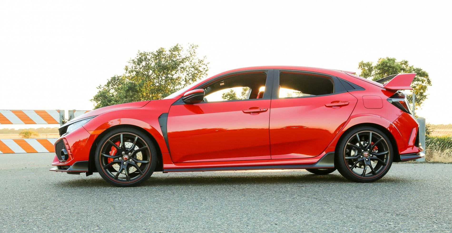 Official Rallye Red Type R Picture Thread | 2016+ Honda Civic Forum ...