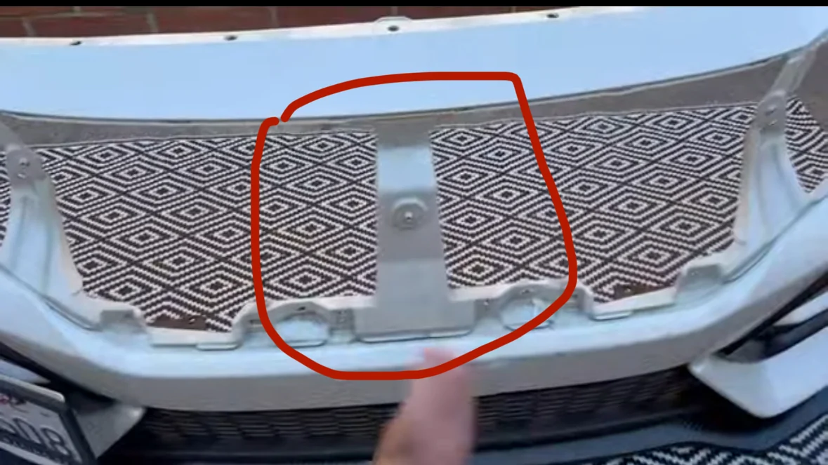 Grille Issue, Am I cooked? | 2016+ Honda Civic Forum (10th Gen) - Type ...